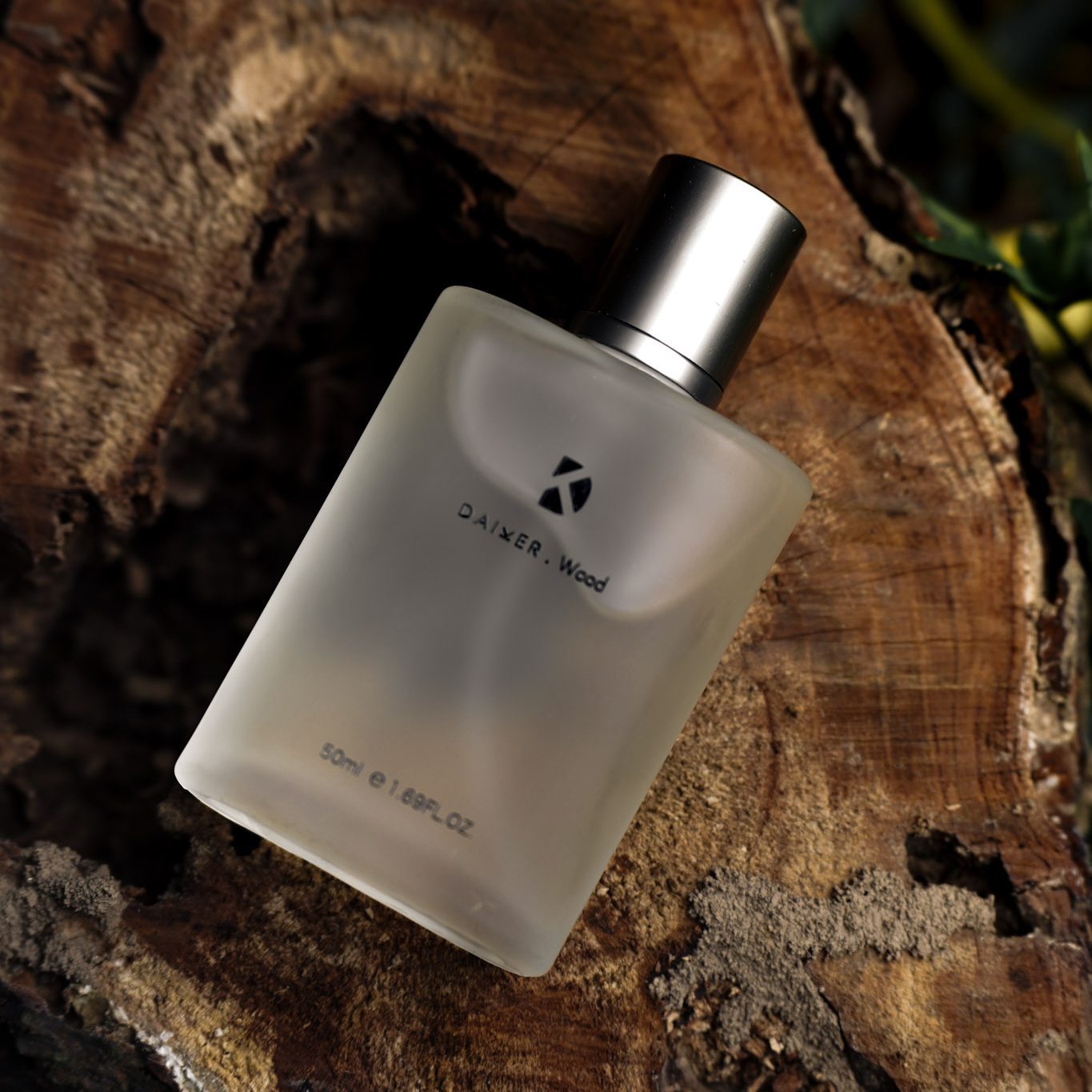 DAIKER烏木琥珀香水 | DAIKER